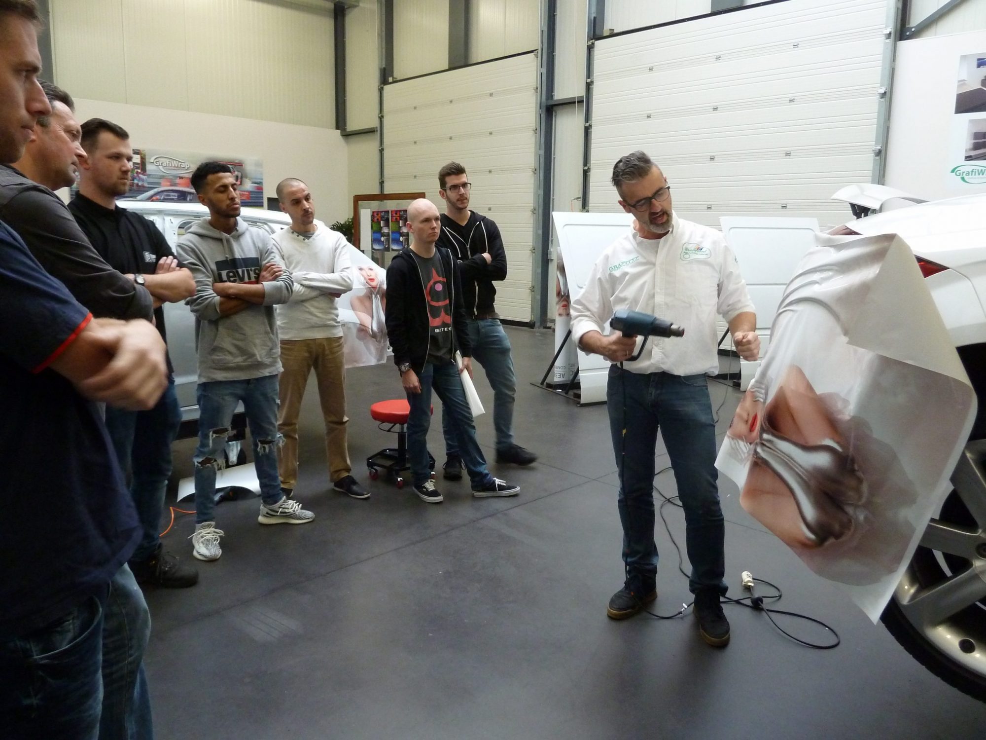 Car wrapping tips from wrap specialist Rudi - Grafityp