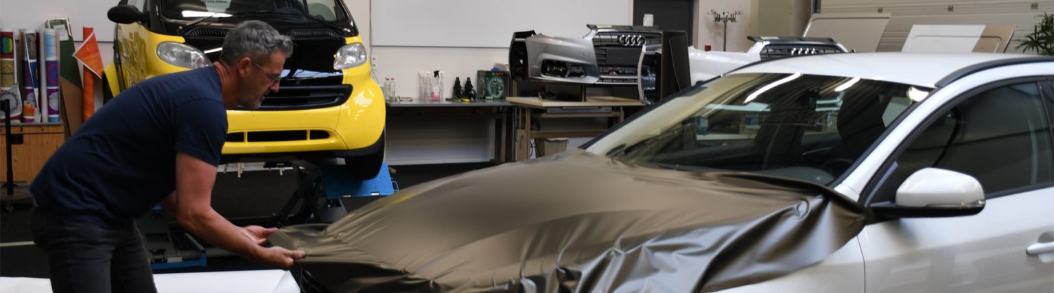 Car wrapping tips from wrap specialist Rudi - Grafityp